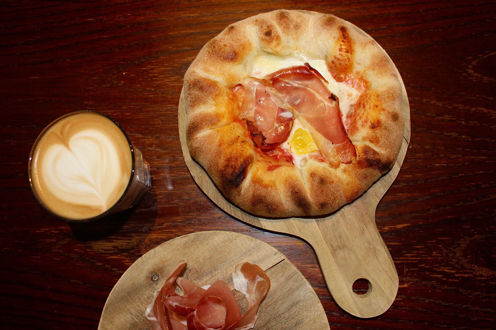 Grappa får morgenmadspizza på menuen - Smag Aarhus