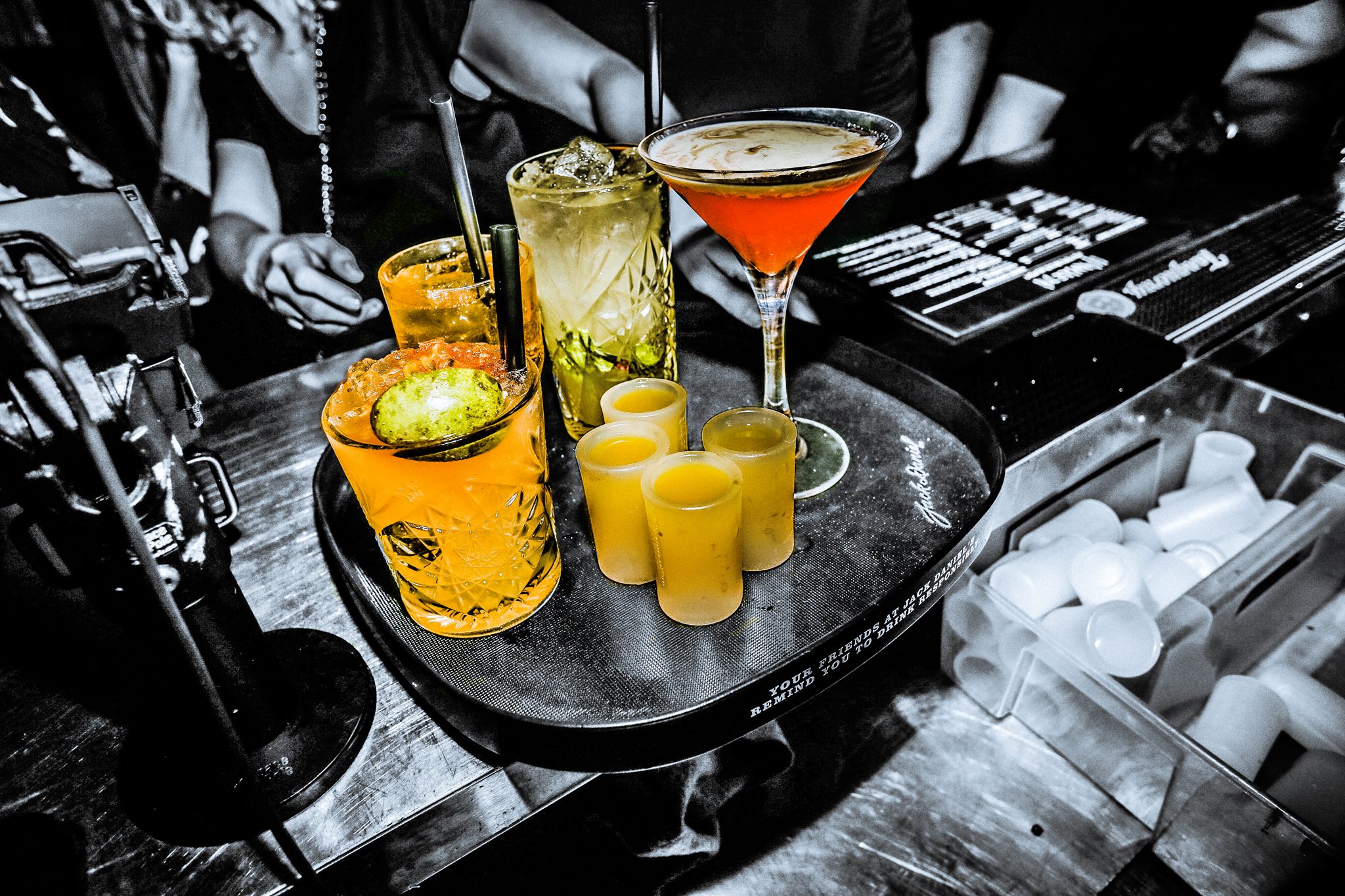 Hornsleth Bar i Aarhus inviterer til underholdende aften med gratis spisen