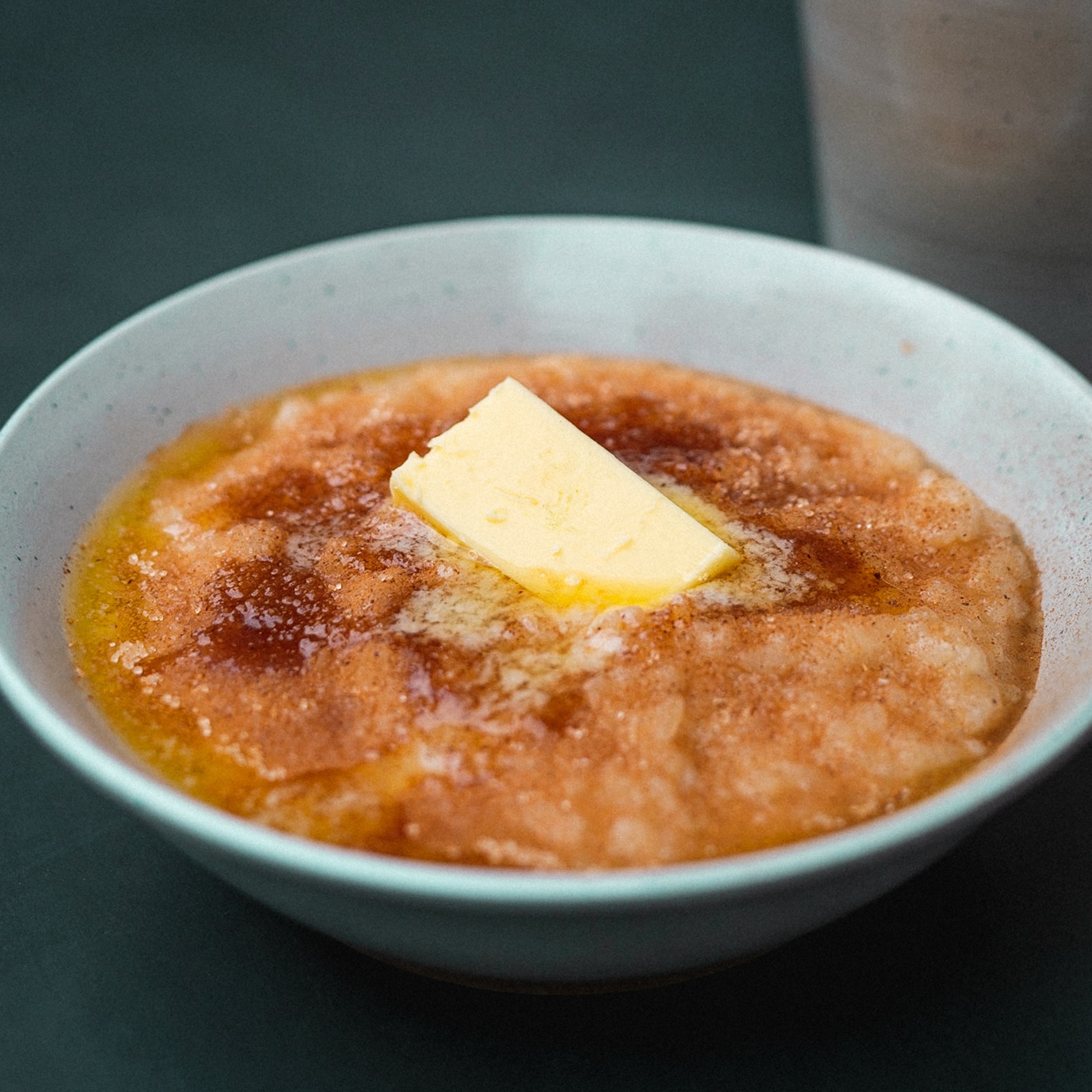 Grødbutik i Aarhus byder på to slags risengrød, grønkålsrisotto og gløgg