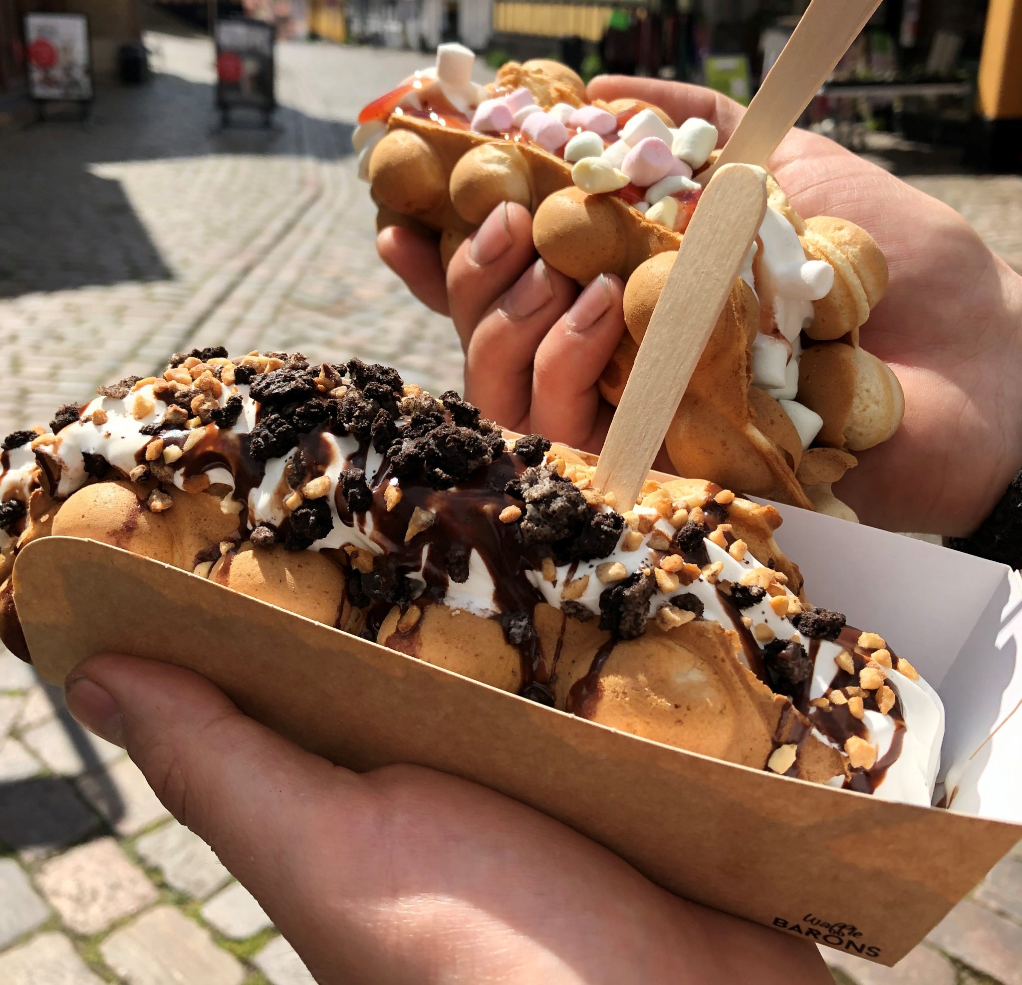 En hotdog af vaffel og softice: Snart kan du prøve en bubble dog i Aarhus